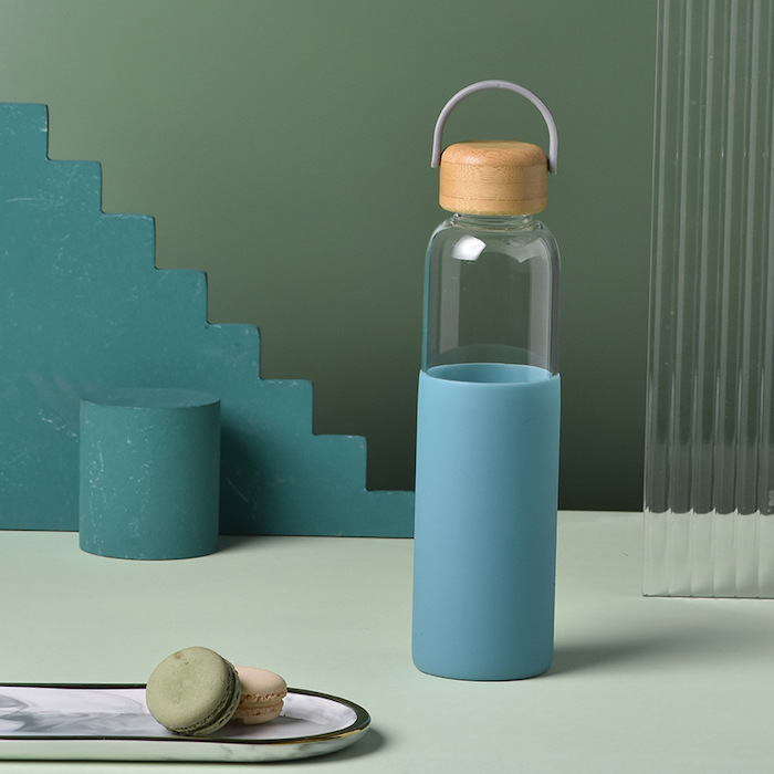 Borosilicate Glass Bottle With Silicone Sleeve BillBoard Drinkware